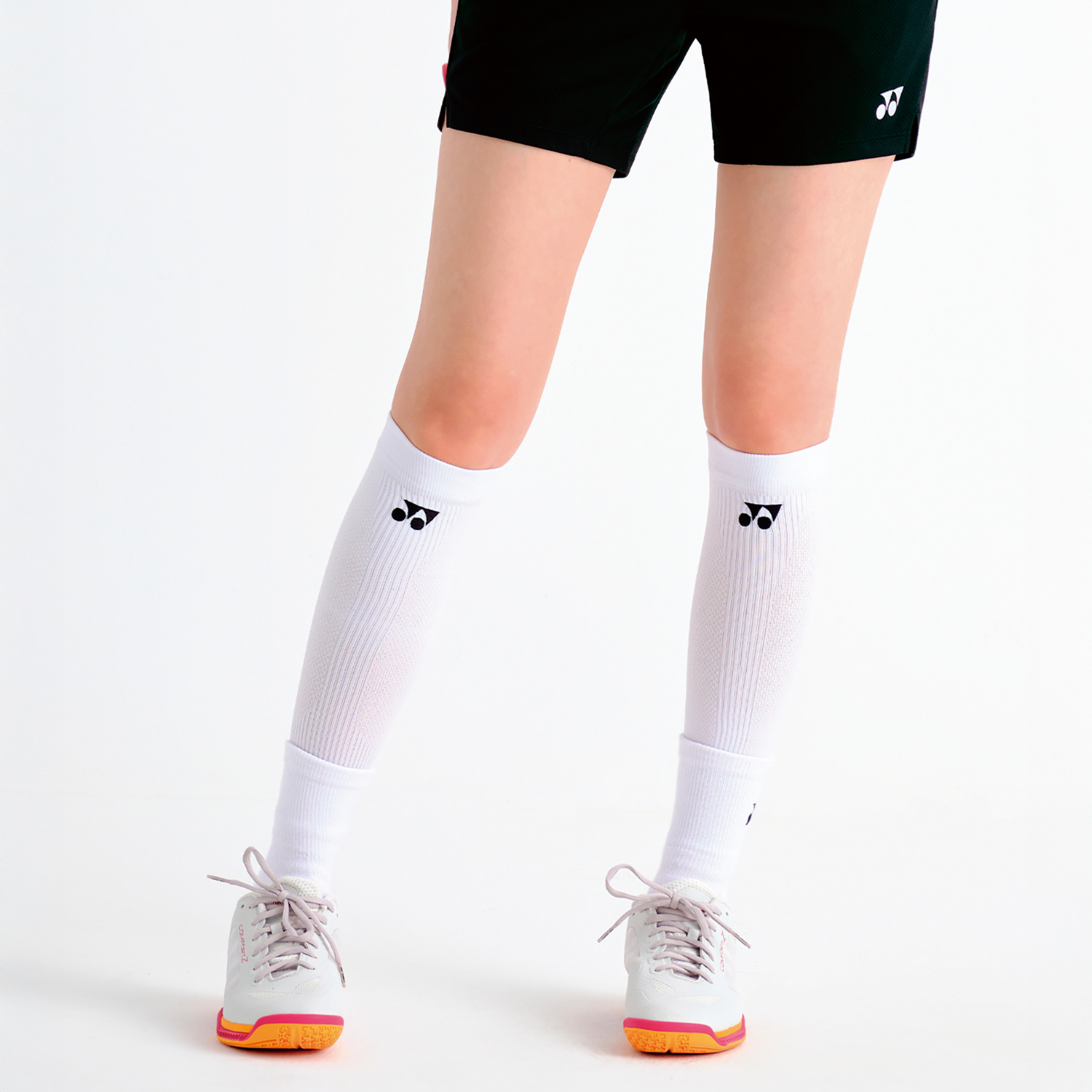 Yonex Unisex Calf Sleeves 259SP001U (White) – JoyBadminton